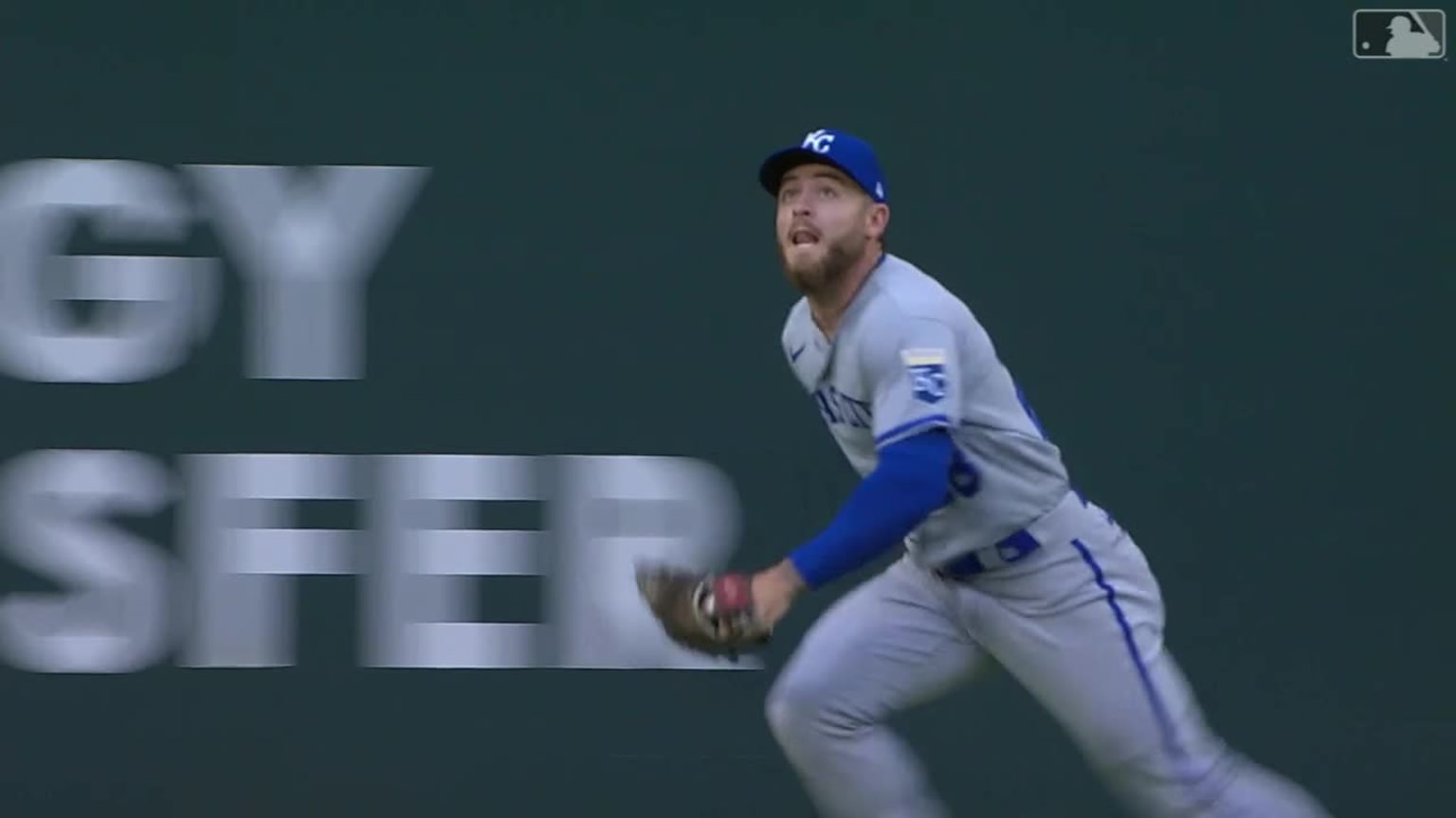 Kyle Isbel makes a diving catch in the 1st inning | 04/11/2023 | Kansas ...