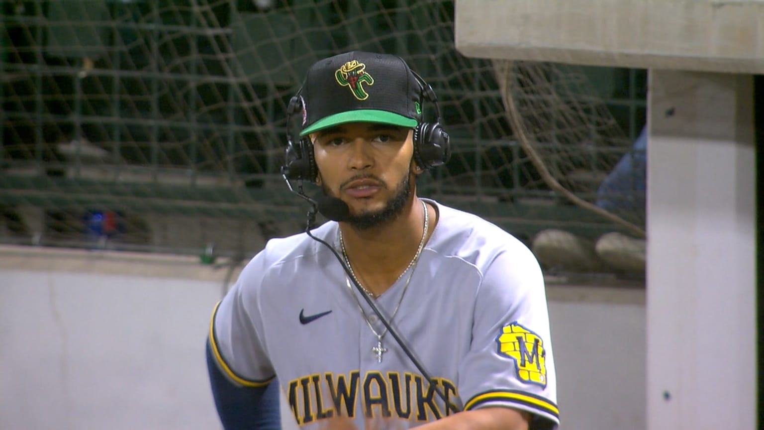 Eric Brown Jr. on his defense, batting stance, more | 11/06/2023 | MLB.com