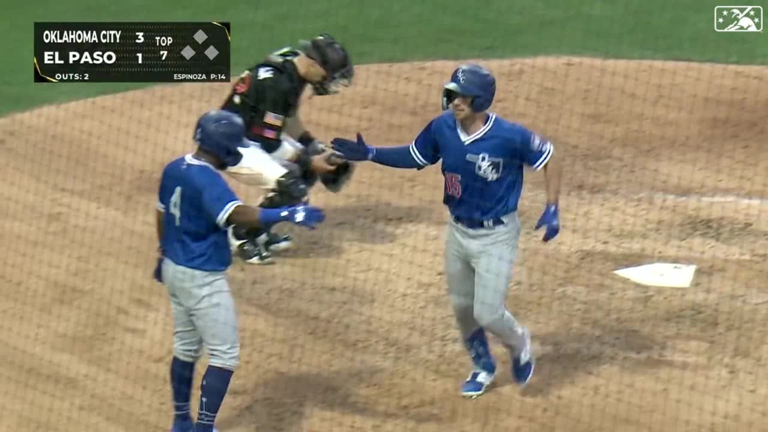 Michael Busch slugs a two-run HR to right field | 06/09/2023 ...