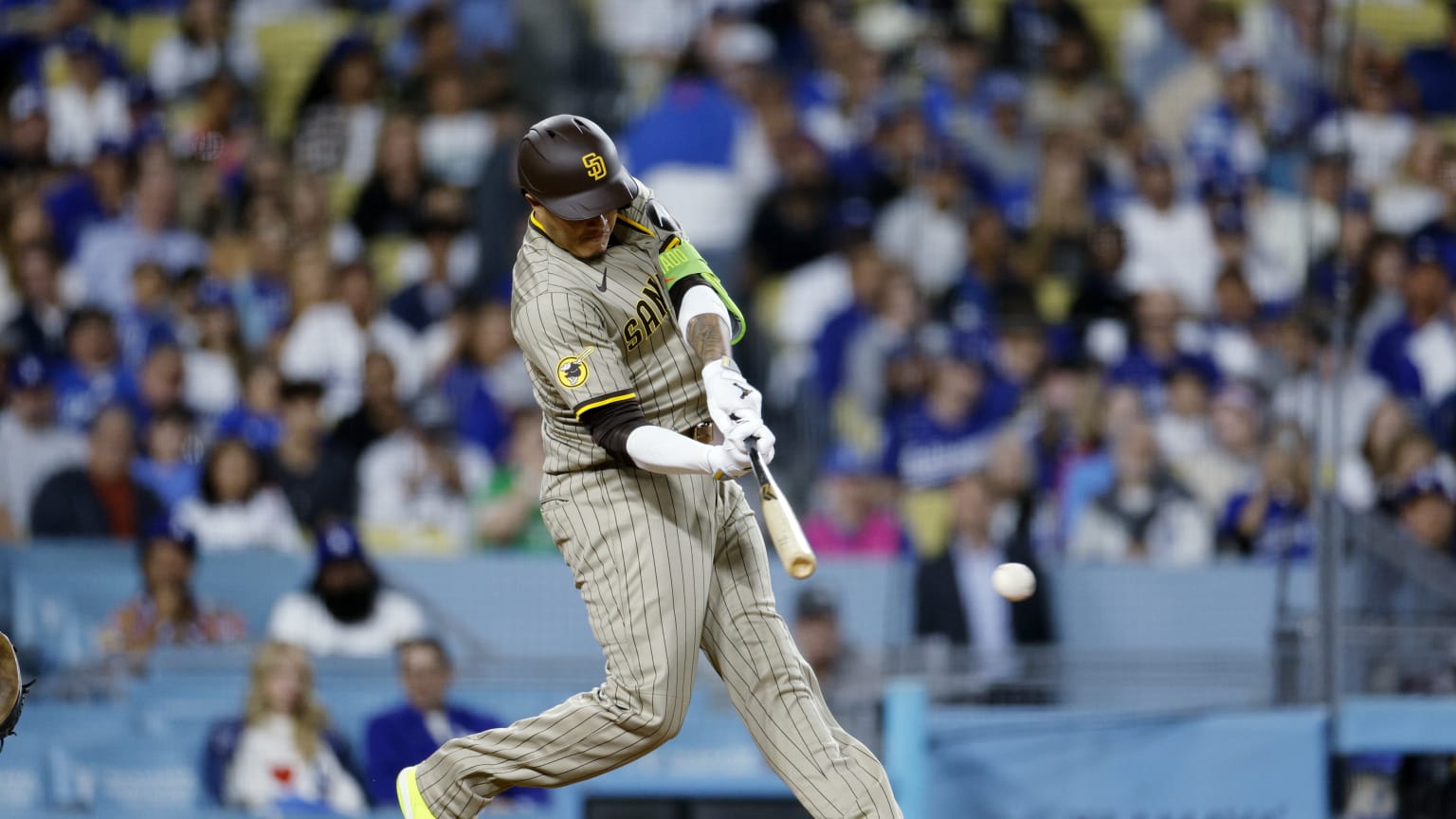 Manny Machado's three-hit game | 09/26/2024 | San Diego Padres