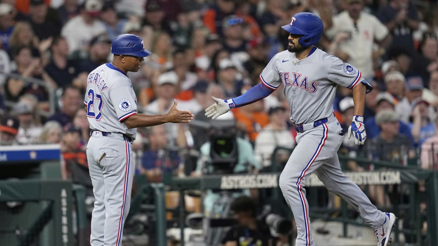 Marcus Semien logra 250 jonrones en MLB | 13/07/2025 | Los Rangers de Texas