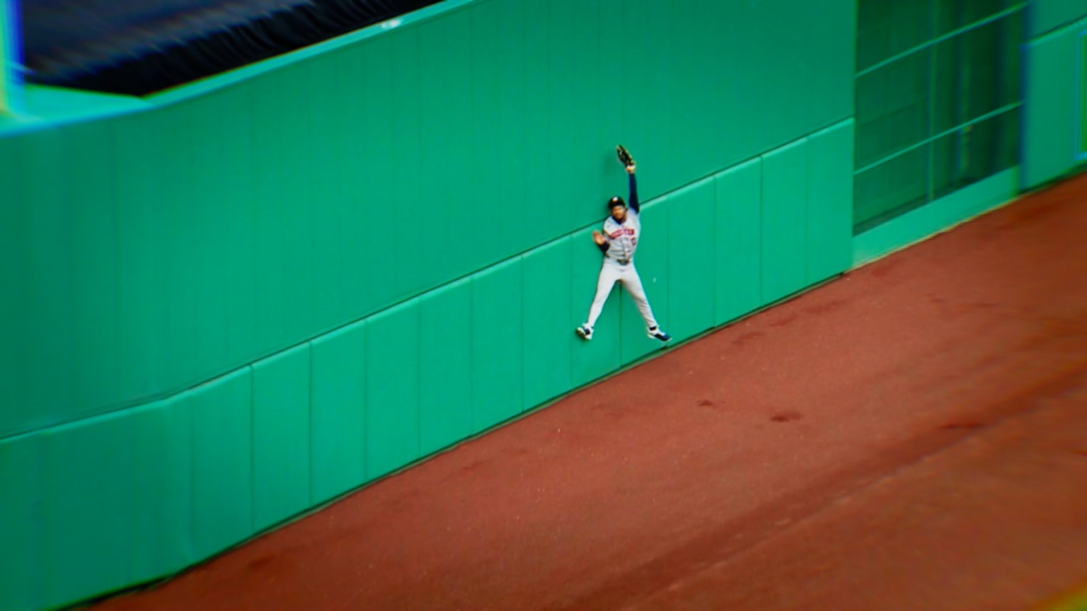Daily Dash: Astros' stellar defense, Arozarena's grab | 05/03/2026 ...