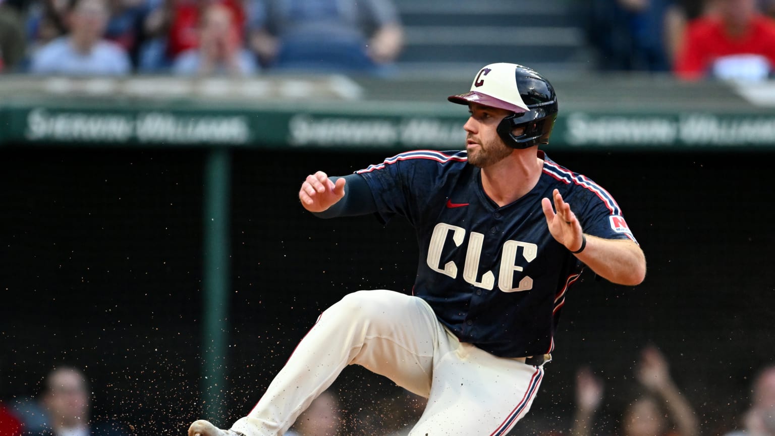 Austin Hedges' sacrifice fly | 08/02/2024 | Cleveland Guardians