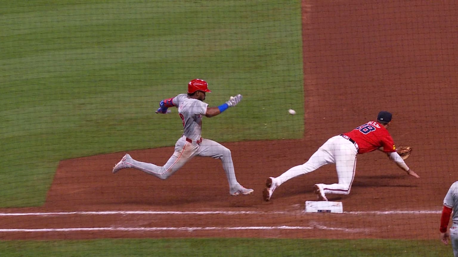 Phillies score two on Johan Rojas' RBI single, error | 07/05/2024 ...