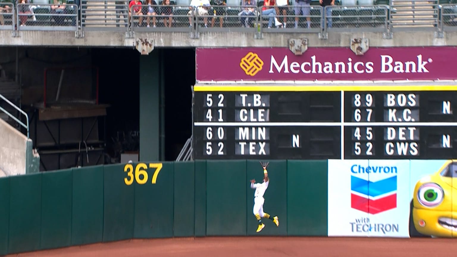 Tony Kemp makes a leaping catch and hits the wall | 09/02/2023 | Athletics