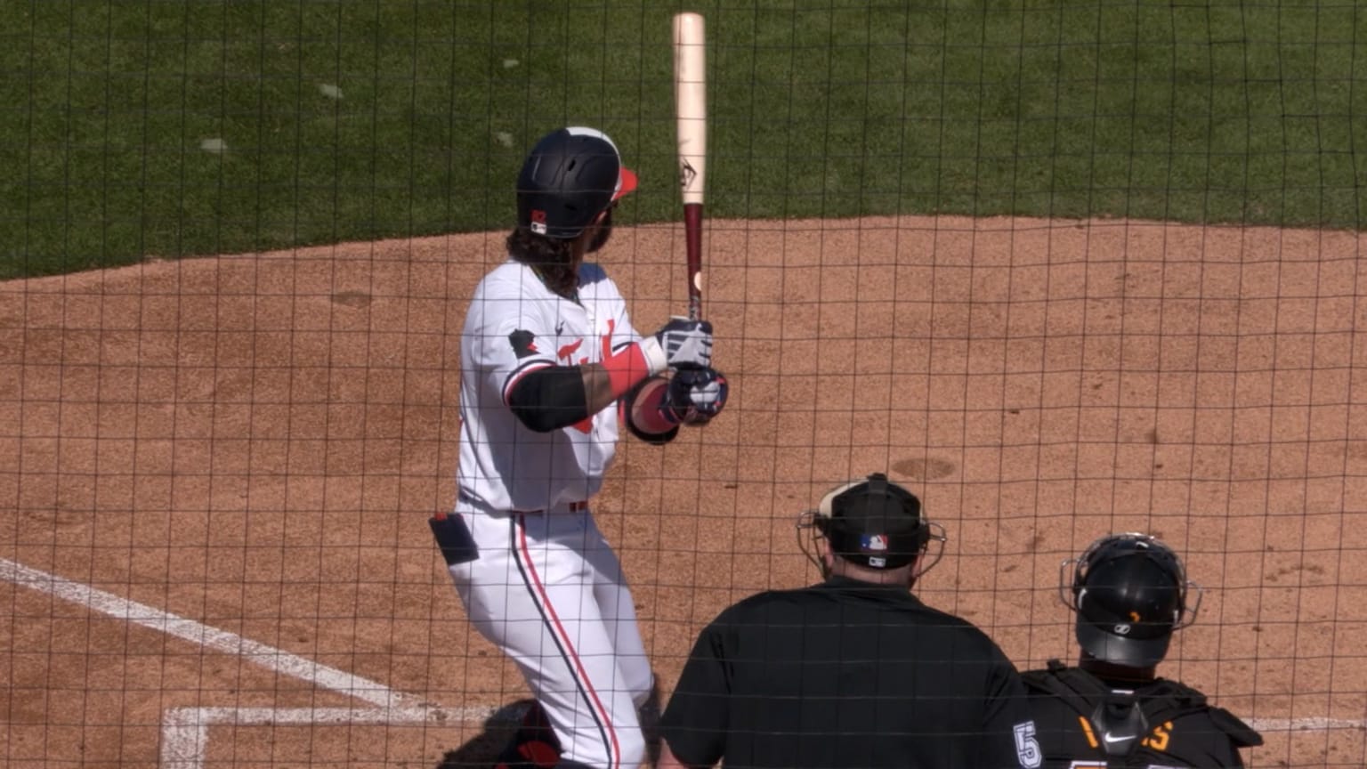 Austin Martin conecta sencillo remolcador | 24/02/2024 | Los Twins de ...