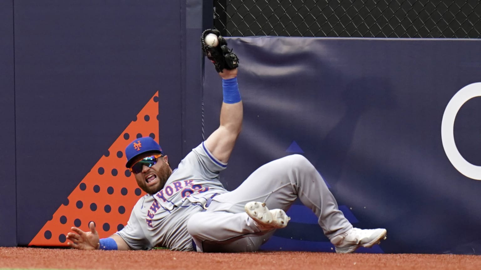 DJ Stewart's leaping grab | 06/09/2024 | New York Mets