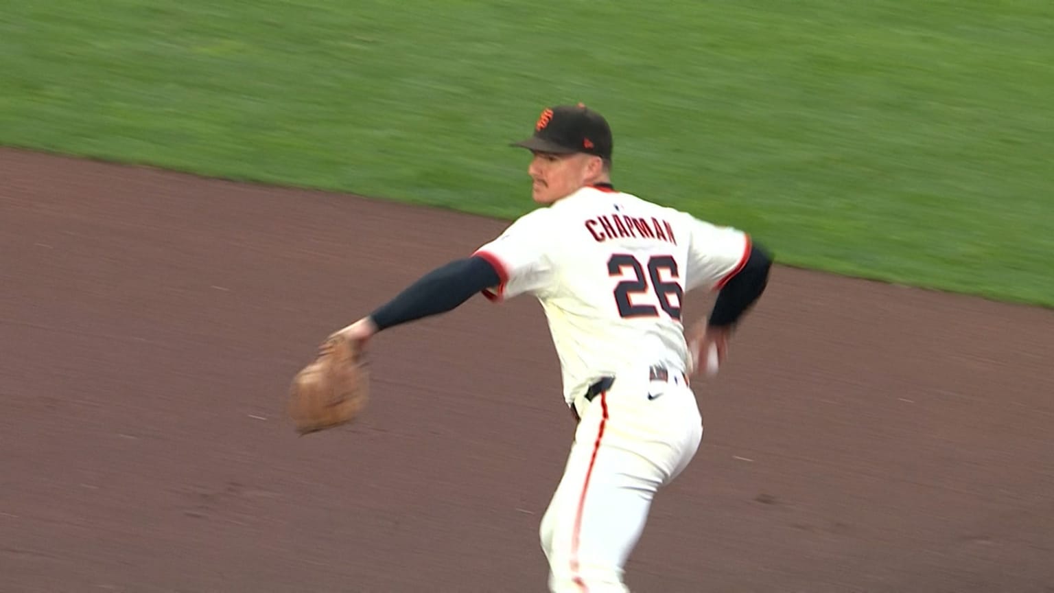 Matt Chapman's spinning play | 08/11/2025 | San Francisco Giants