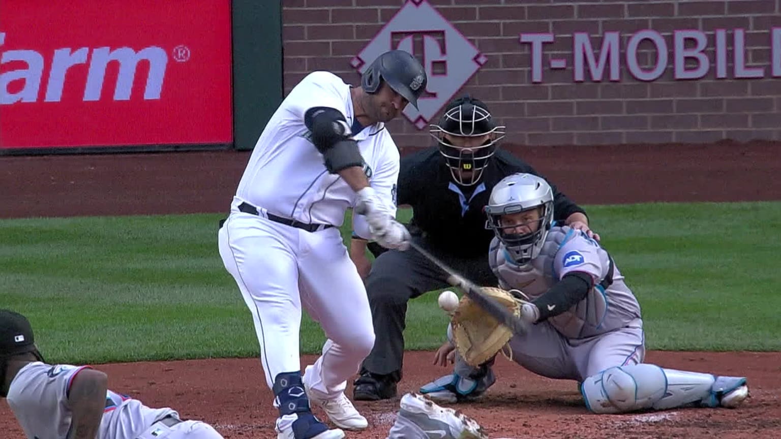 Mike Ford clubs a two-run homer to right-center field | 06/13/2023 ...