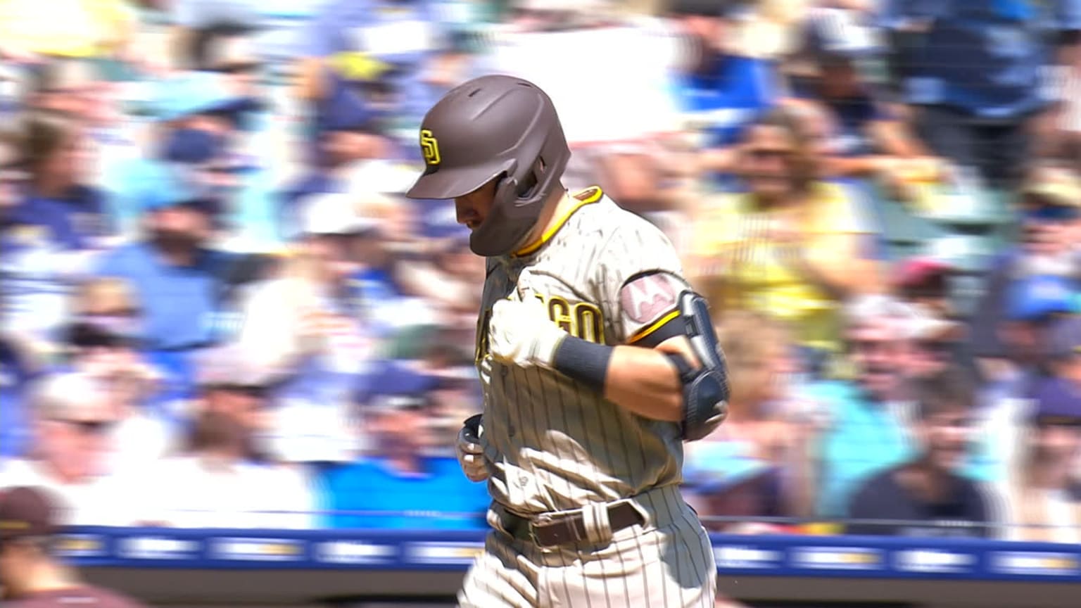 Matthew Batten homers, ball lands on the wall | 08/27/2023 | San Diego ...