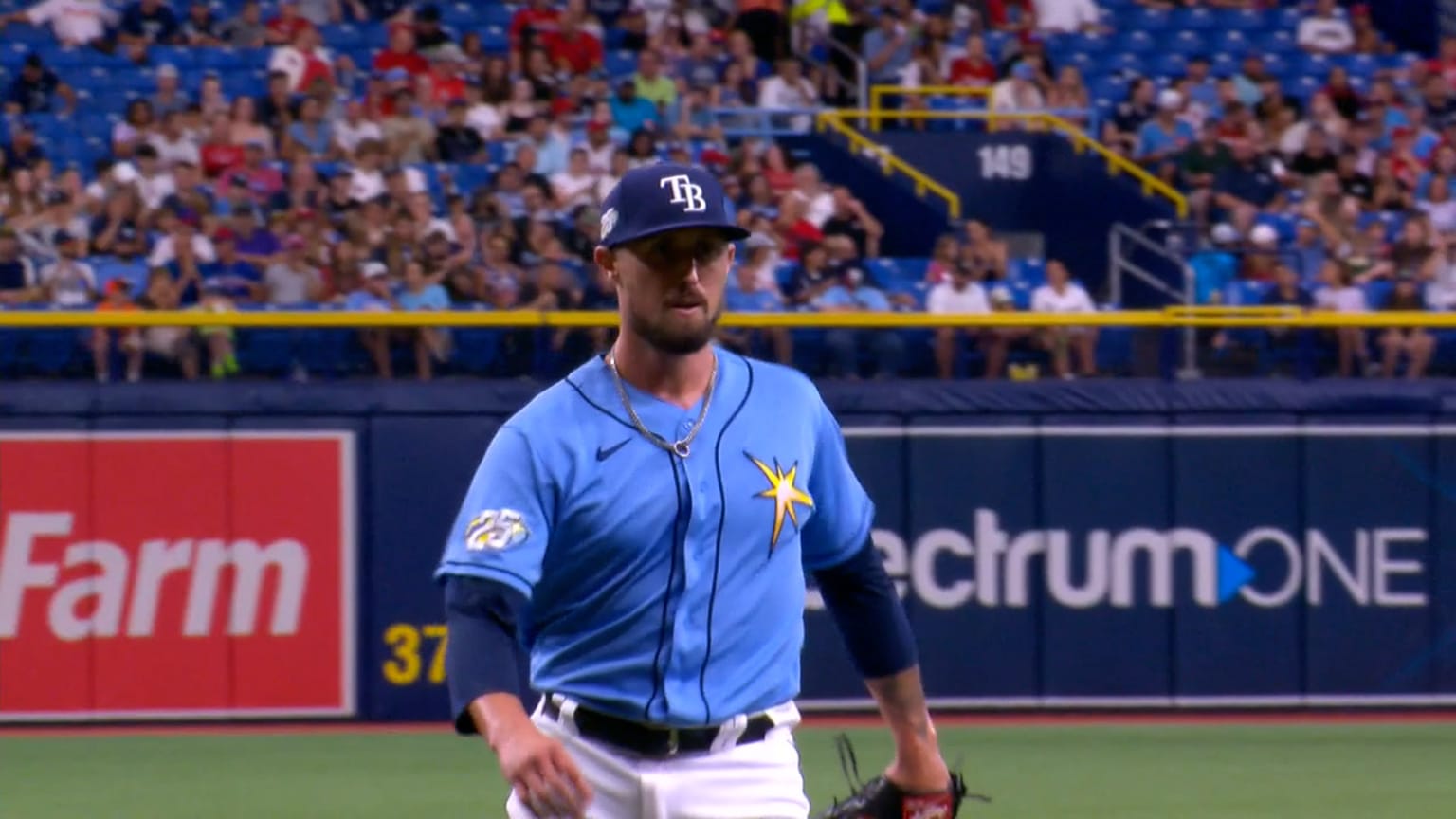 Shawn Armstrong fans two batters in the 1st inning | 07/06/2023 | Tampa ...