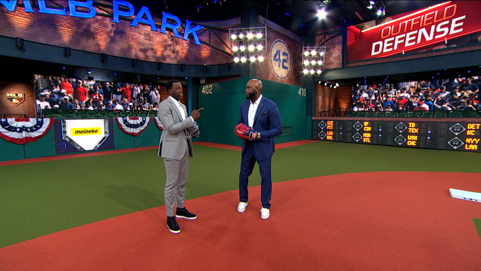 Cliff and Cameron debate the hardest outfield plays | 07/18/2023 ...