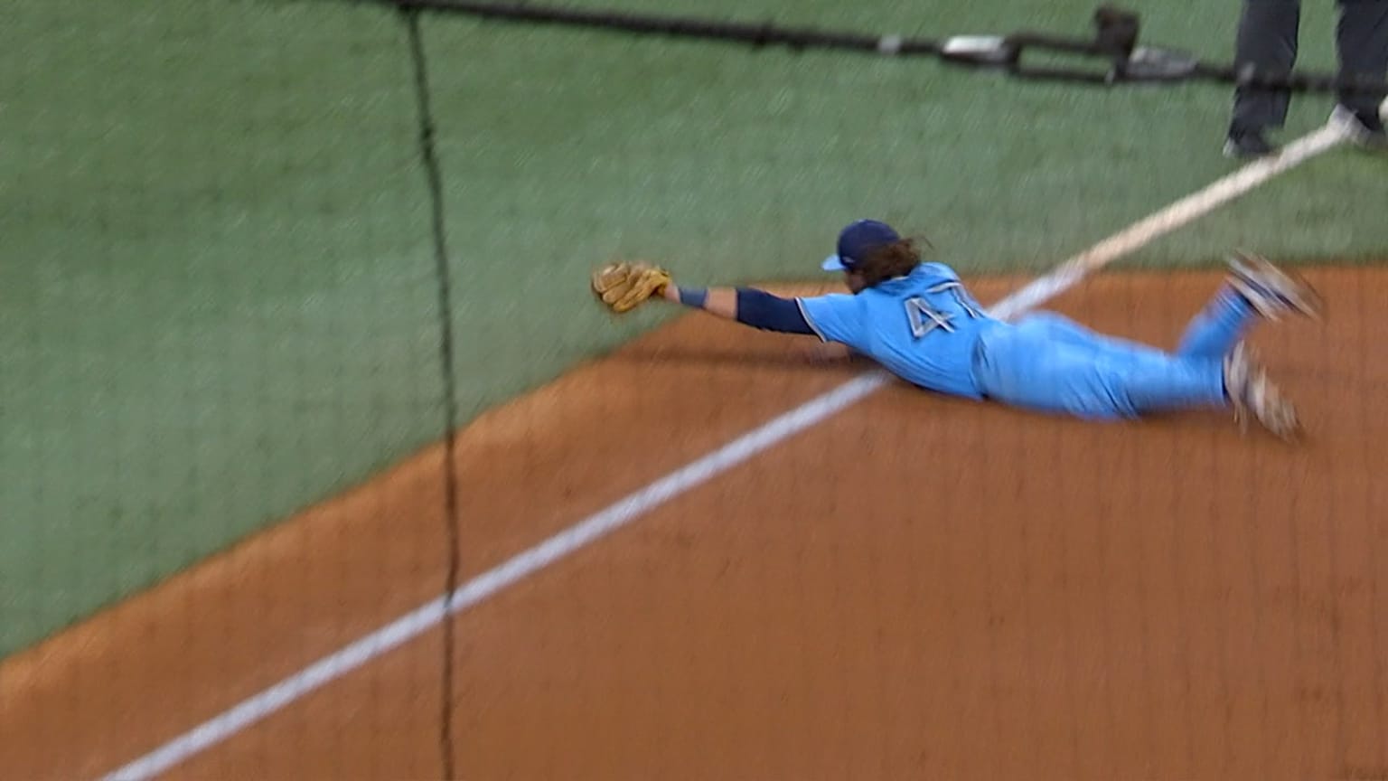 Addison Barger's diving stop at third base | 09/18/2024 | Toronto Blue Jays