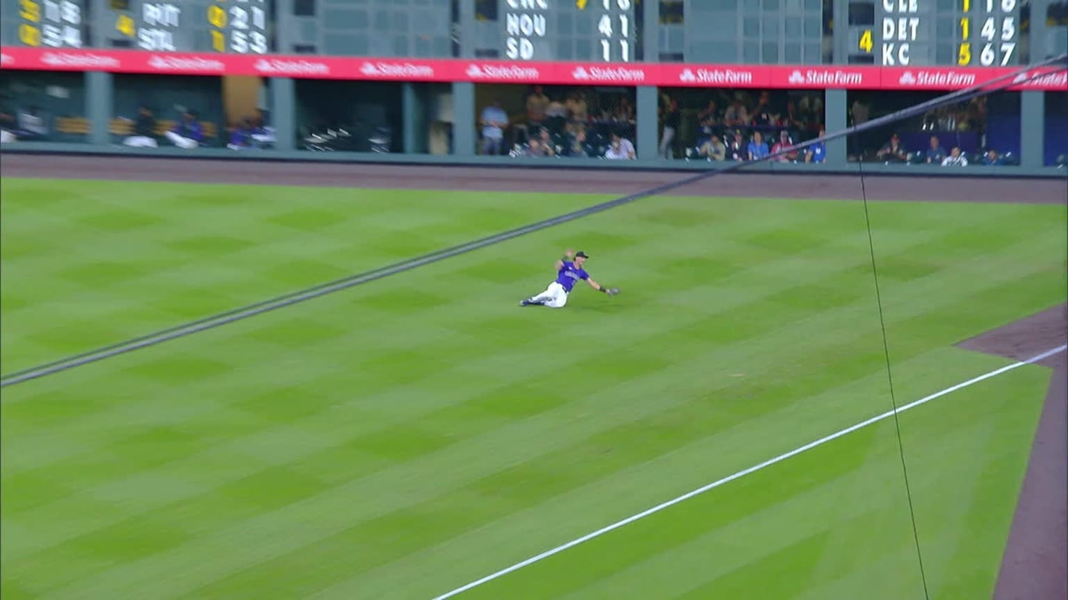 Jordan Beck's sliding catch | 09/16/2024 | Colorado Rockies