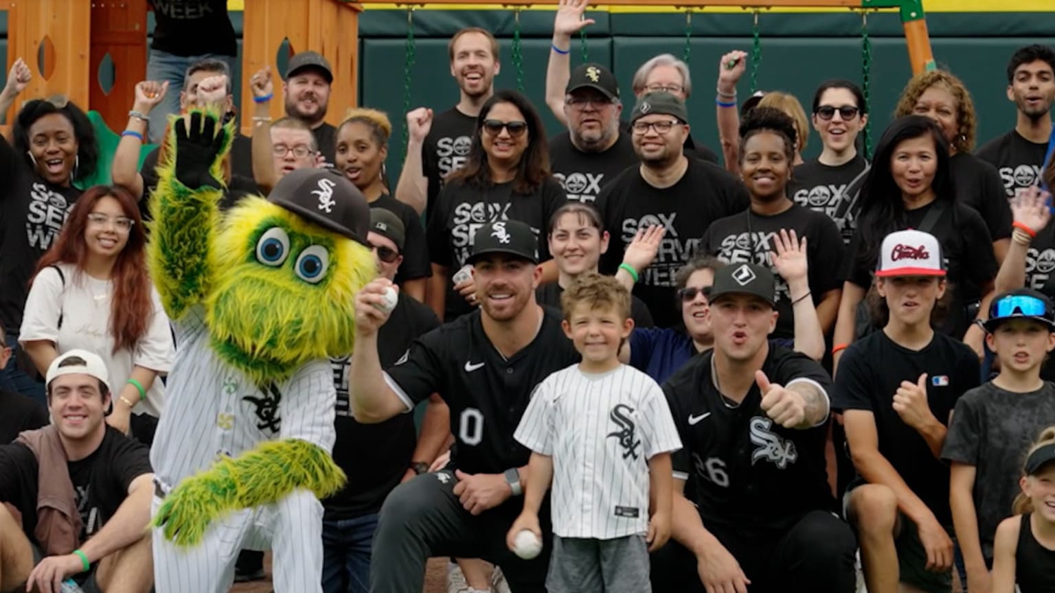 White Sox give back with "Sox Serve Week" | 06/26/2024 | Chicago White Sox