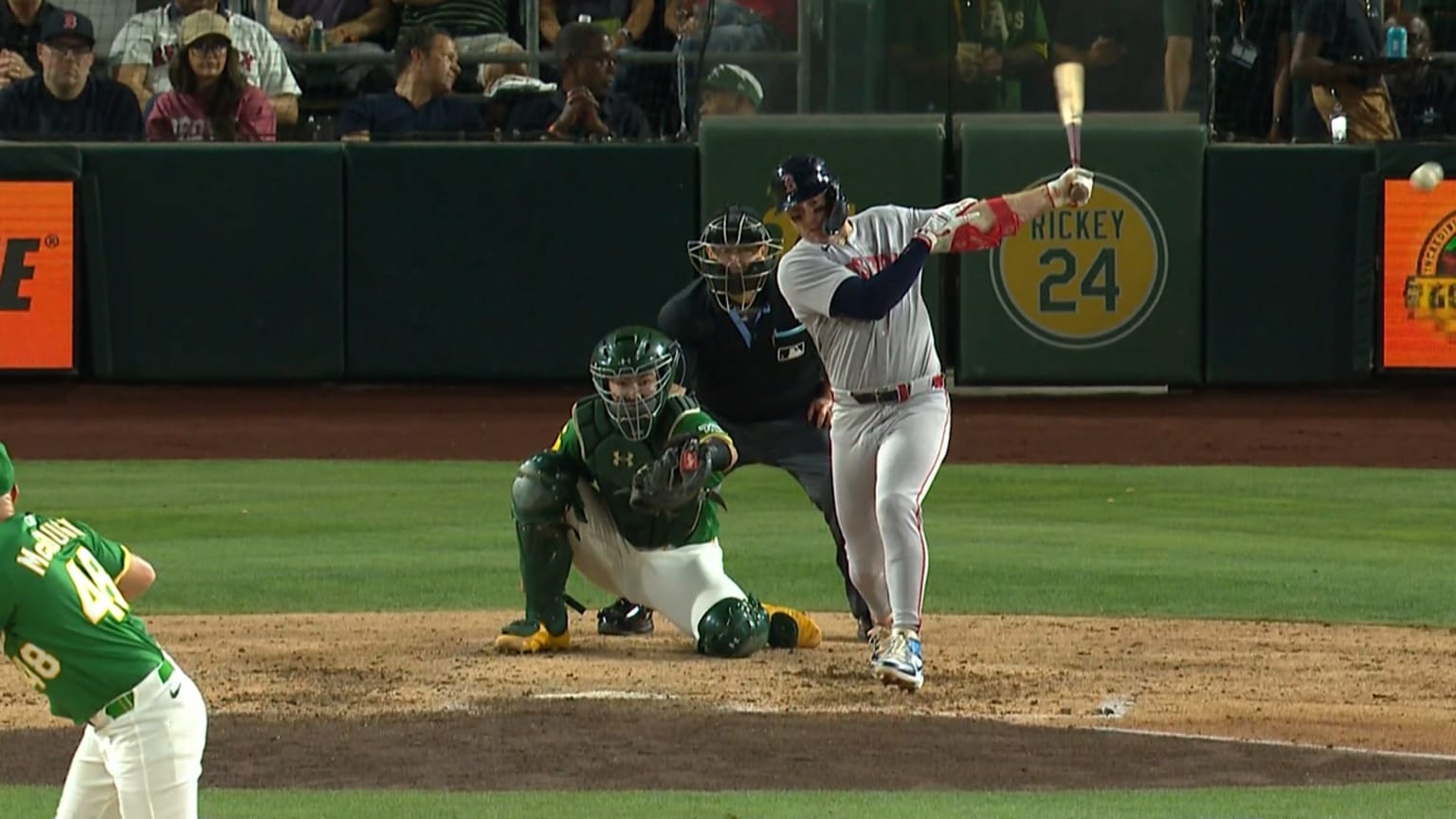 Romy Gonzalez extends hit streak with RBI single | 09/08/2025 | Boston ...