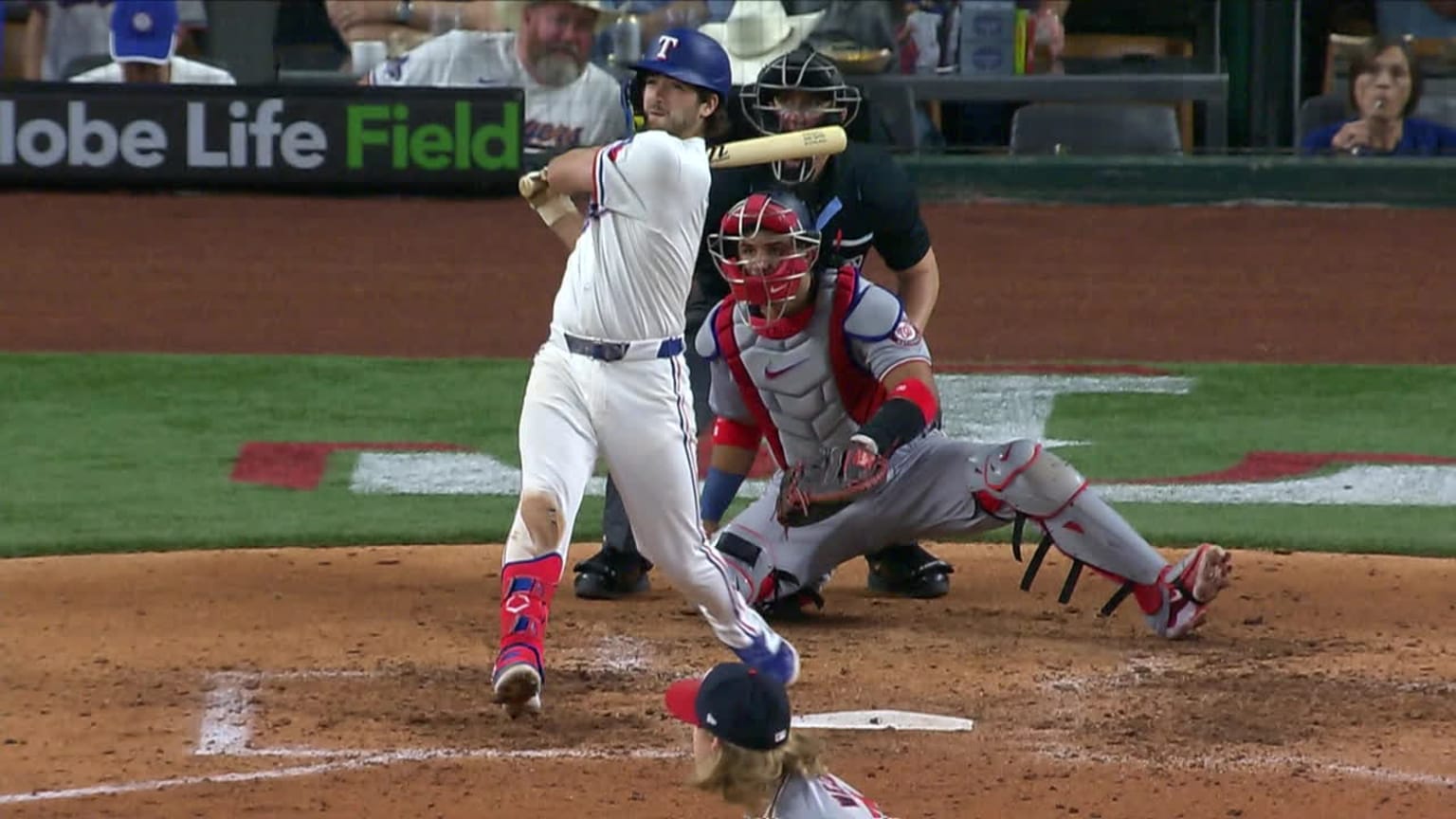 Josh Smith pega jonrón solitario al jardín derecho | 30/04/2024 | Los Rangers de Texas