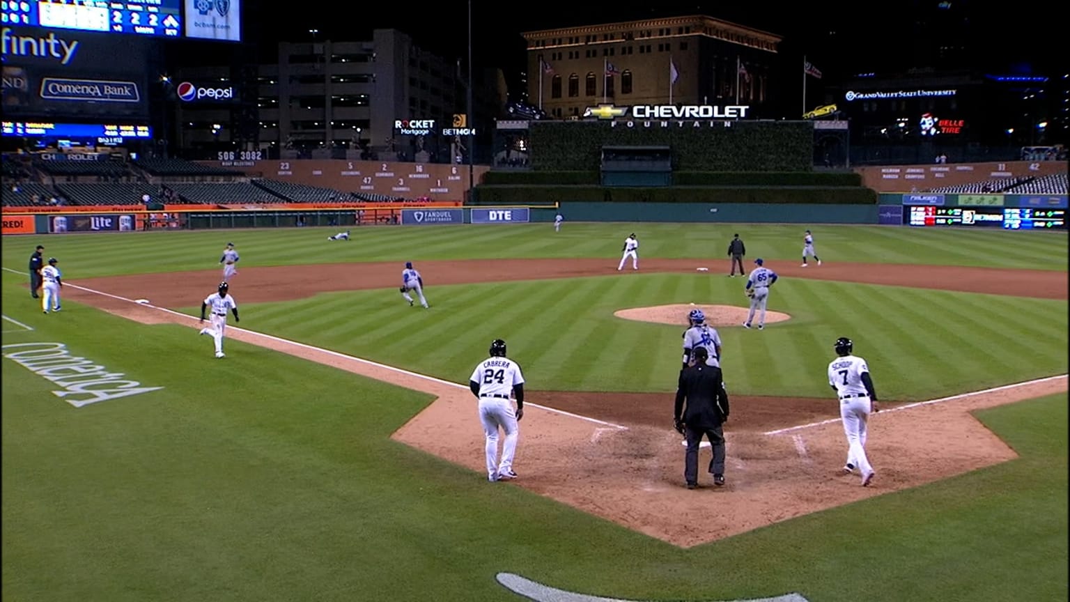 Harold Castro hits game-tying single in the 8th | 09/27/2022 | Detroit ...