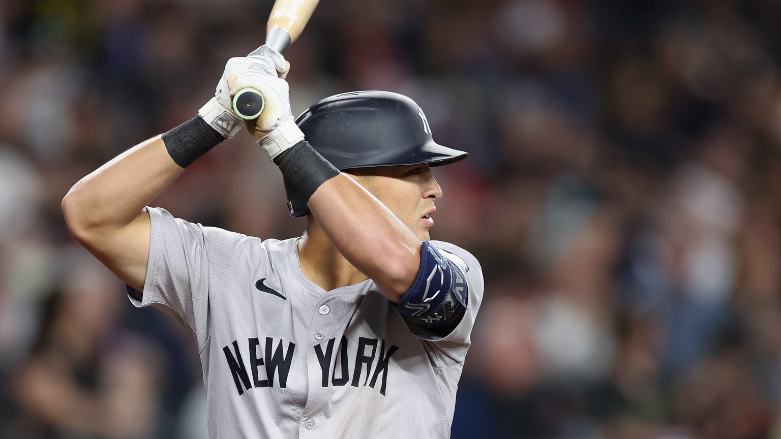 Anthony Volpe singles to extend his streak to 18 | 05/25/2024 | New ...