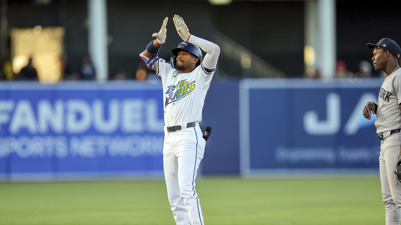 Chandler Simpson's first big league hit and RBI | 04/19/2025 | Tampa ...