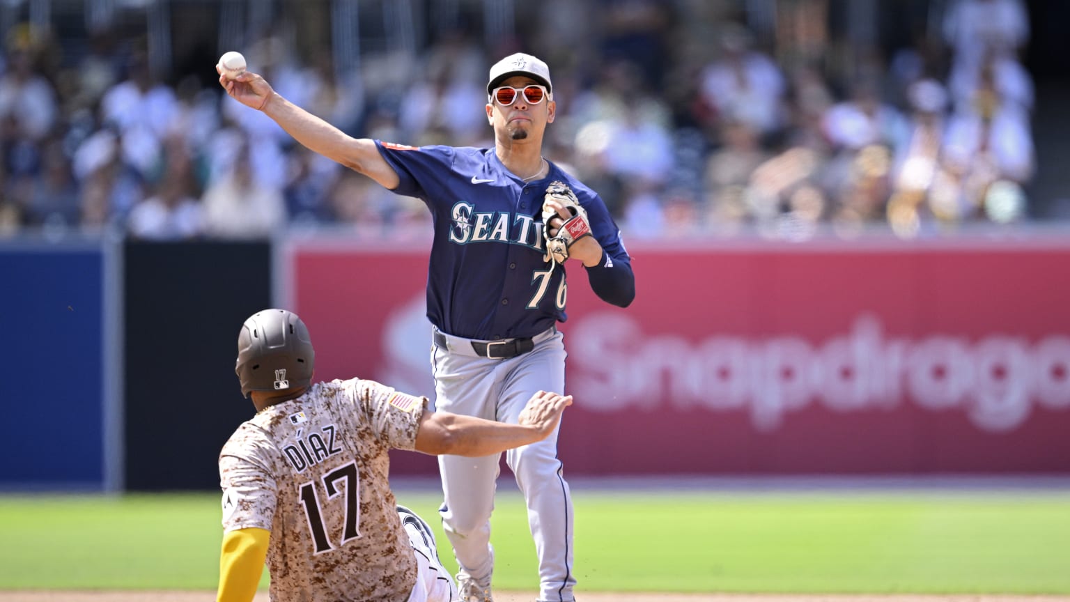 Carlos Vargas gets double play, flyout to escape jam | 05/18/2025 ...