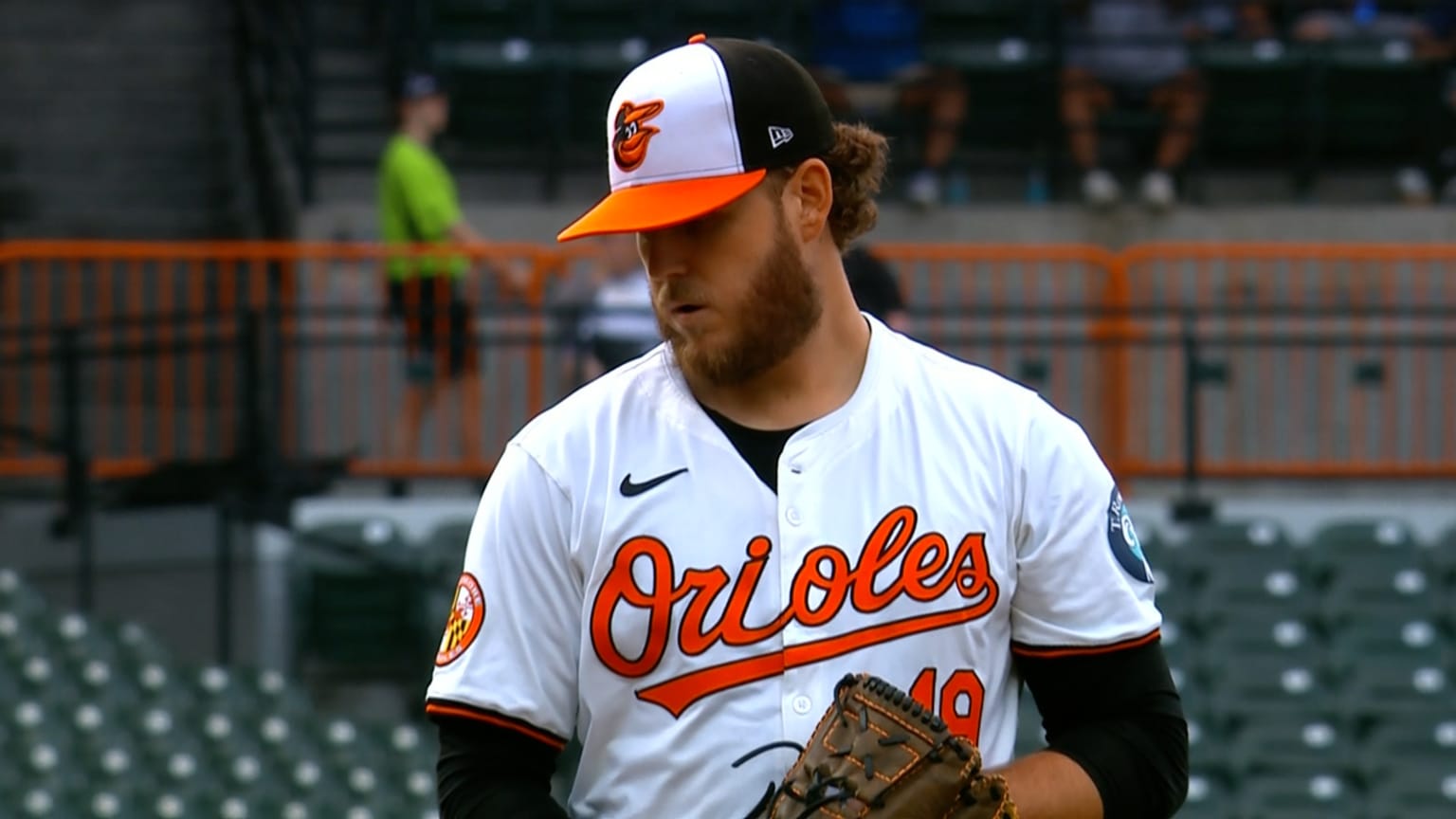 Cole Irvin poncha a David Fry en la 3ra entrada | 25/06/2024 | Los ...