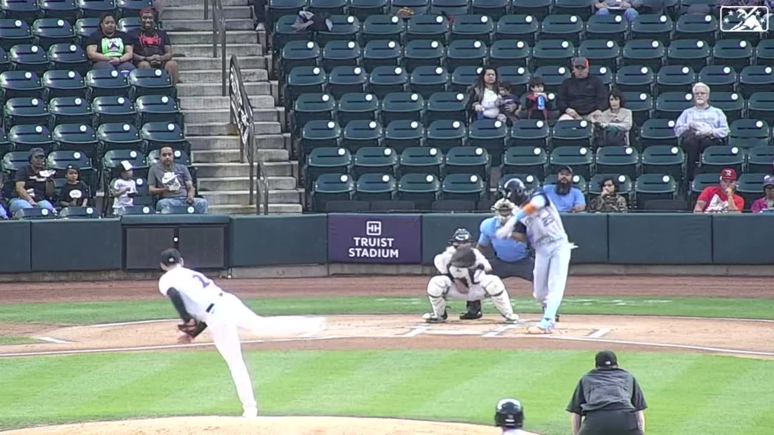 Alex Ramírez belts his first homer to right-center | 04/14/2023 | New ...