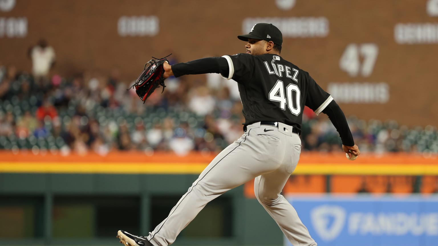 Reynaldo López signs with Braves as a starter | 11/21/2023 | Atlanta Braves