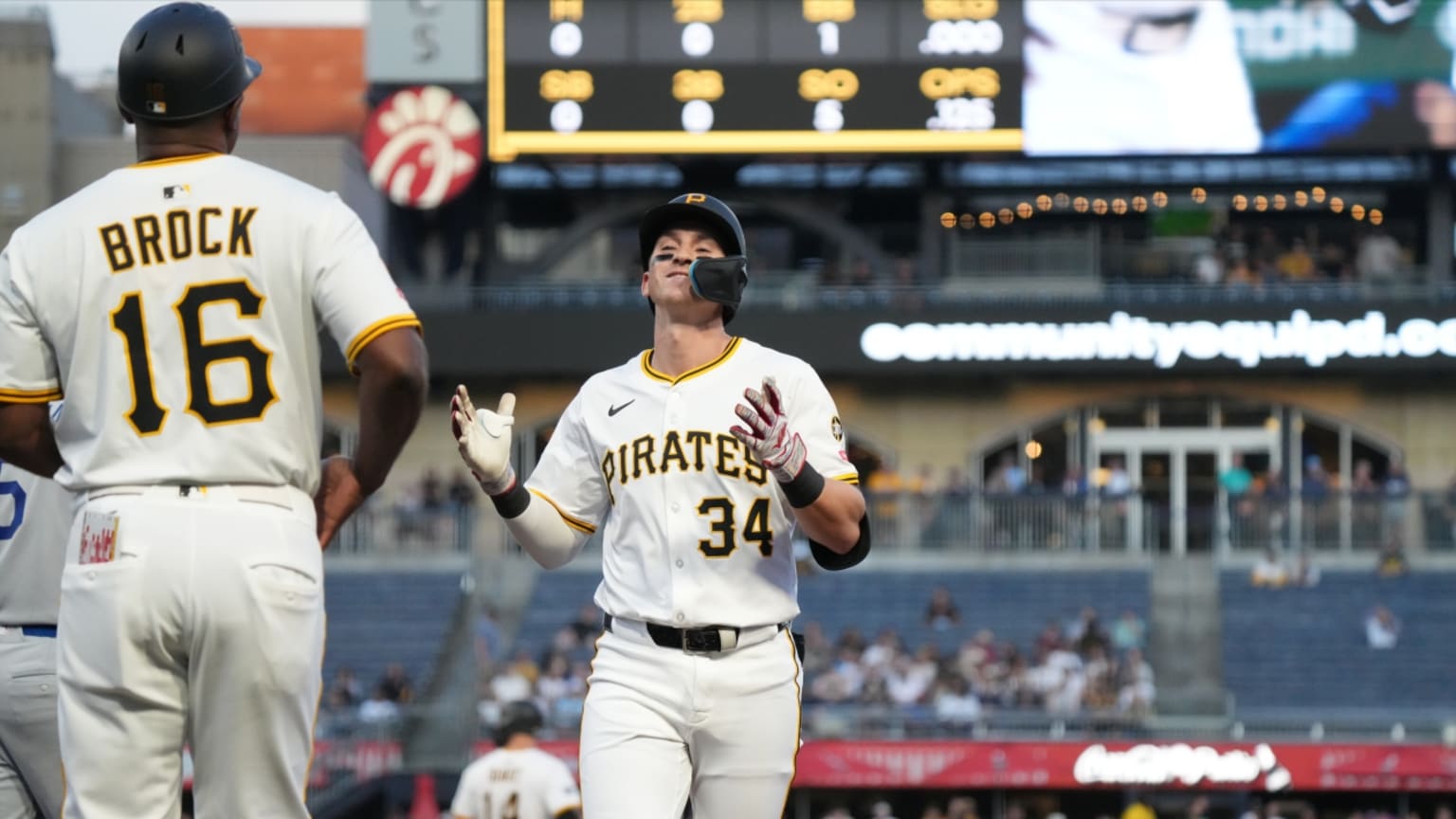 Cam Devanney's first career hit | 09/03/2025 | Pittsburgh Pirates