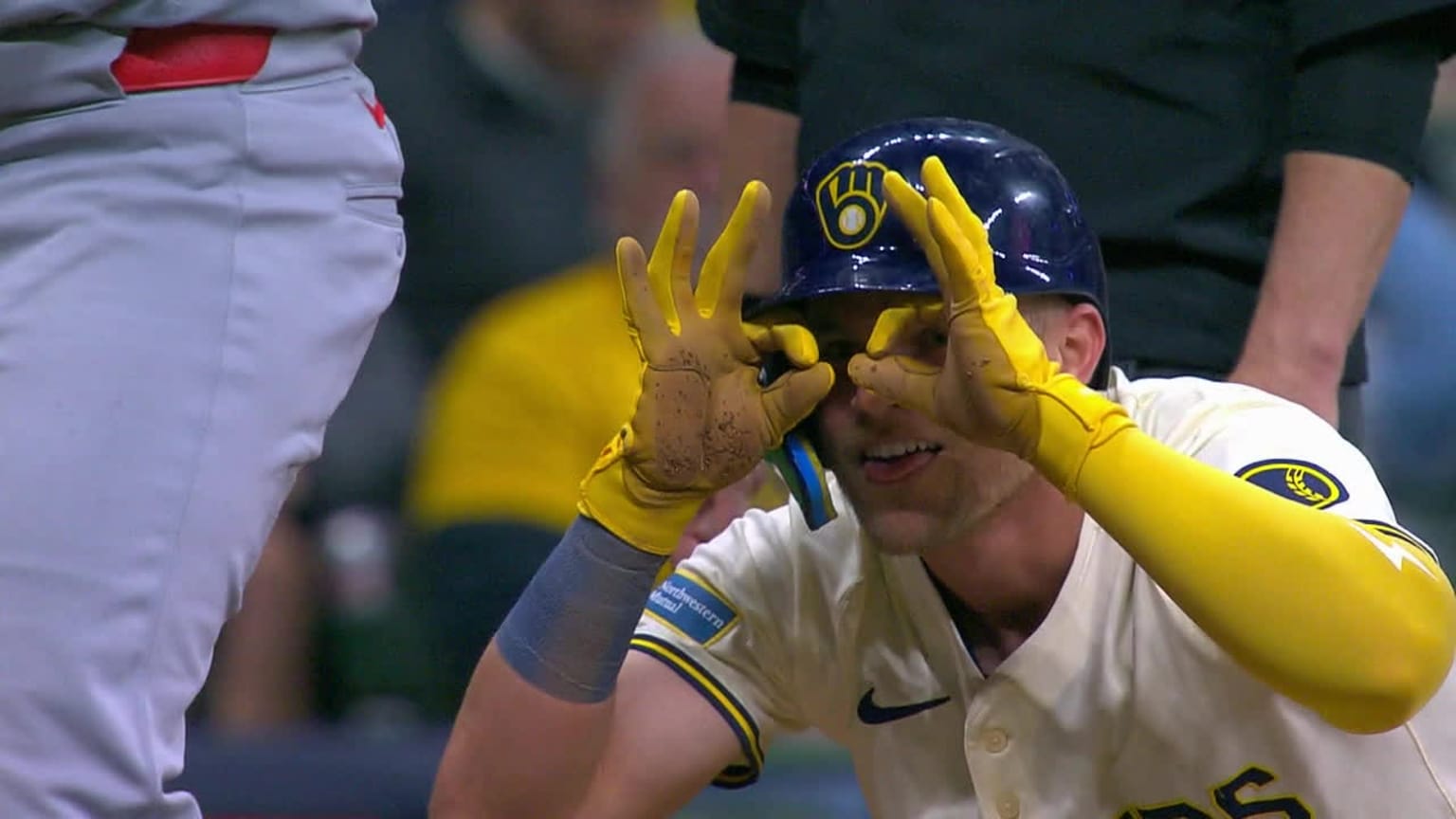 Jake Bauers' two-run triple | 05/10/2024 | Milwaukee Brewers