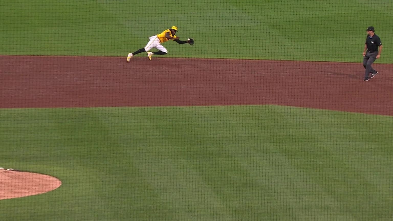 Oneil Cruz's outstanding play | 08/23/2024 | Pittsburgh Pirates