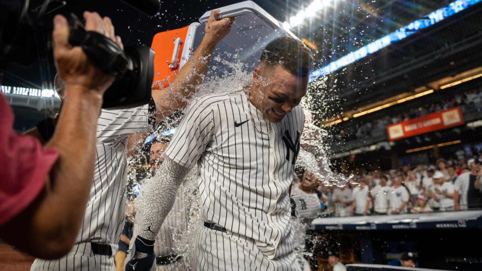 Aaron Judge's walk-off sacrifice fly | 07/10/2025 | New York Yankees