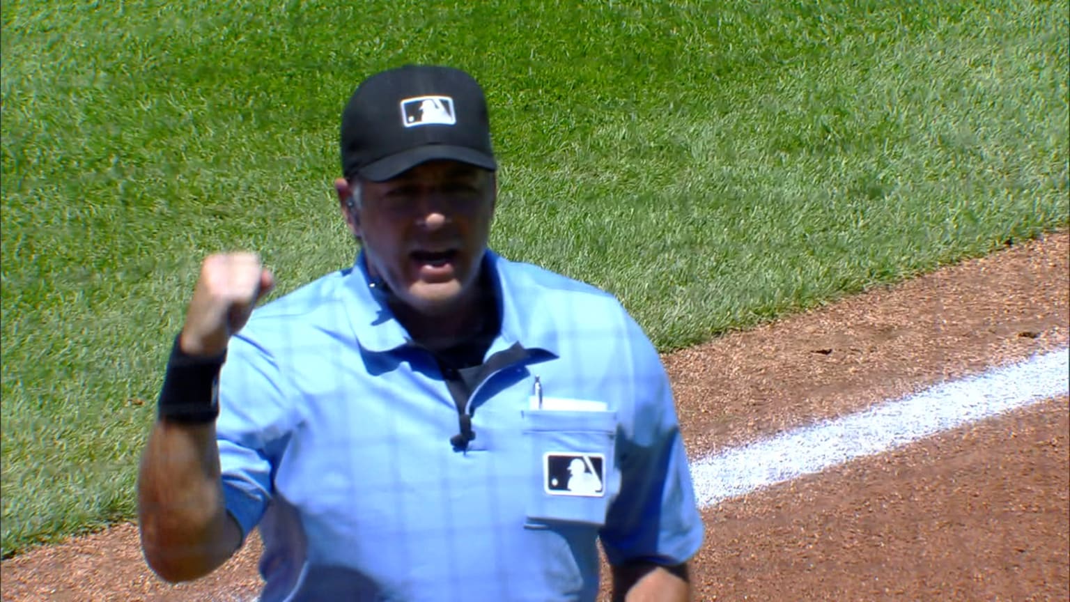Miguel Vargas is out after review | 07/06/2025 | MLB.com