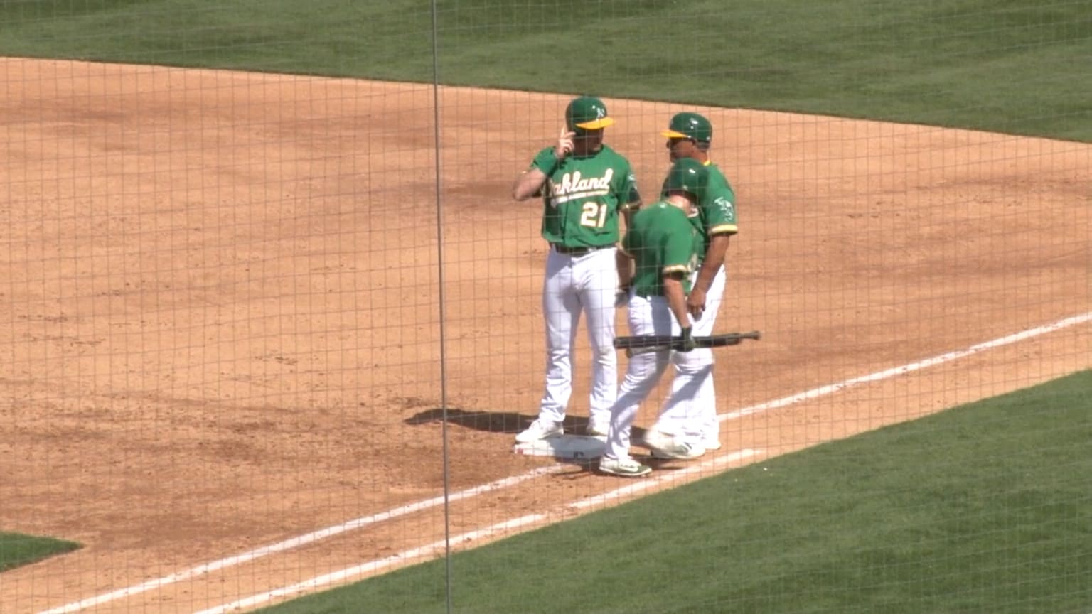 Conner Capel smacks a two-run single to center field | 03/08/2023 ...