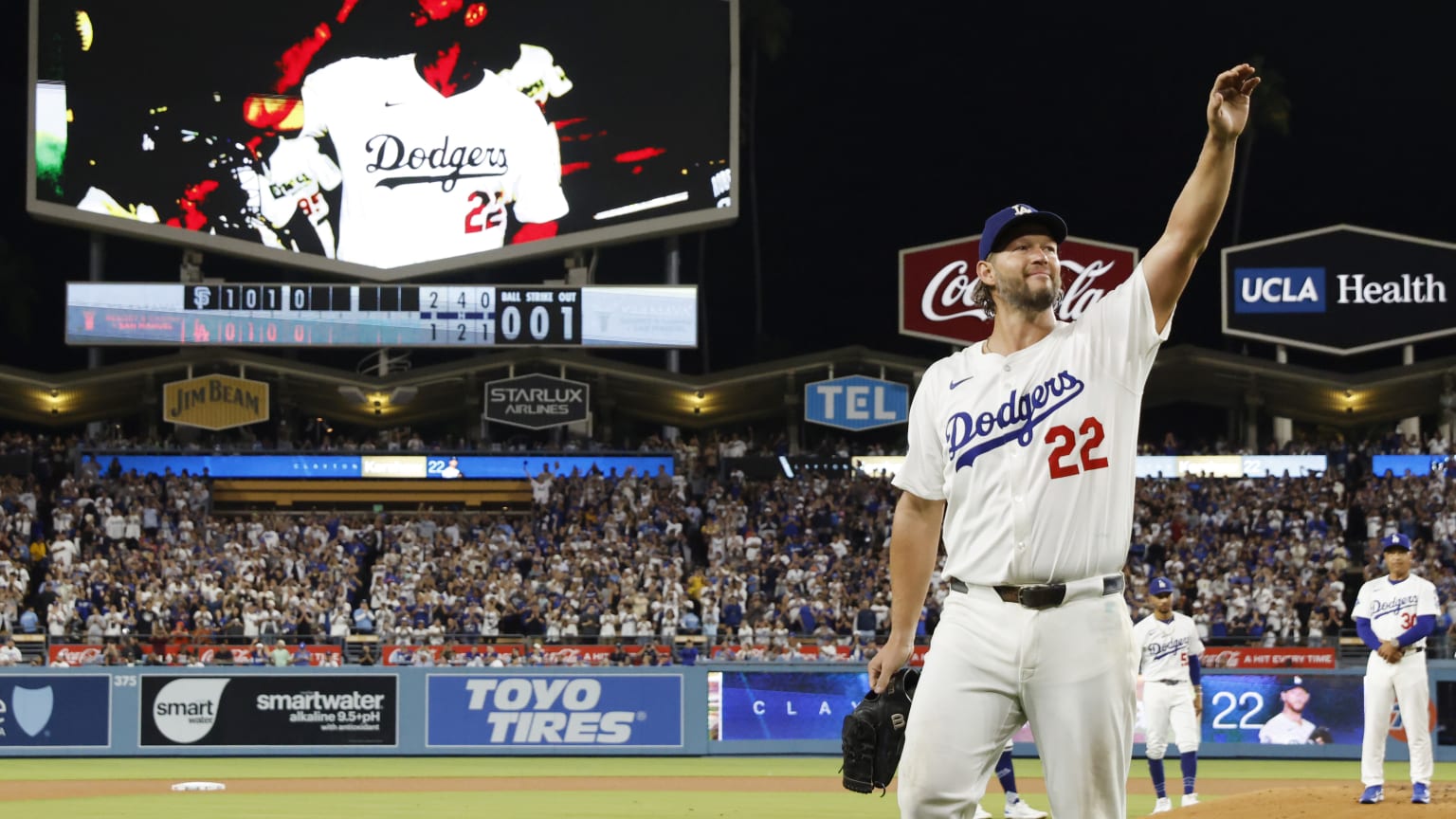Clayton Kershaw fans six in last Dodger Stadium start | 09/19/2025 | Los Angeles Dodgers