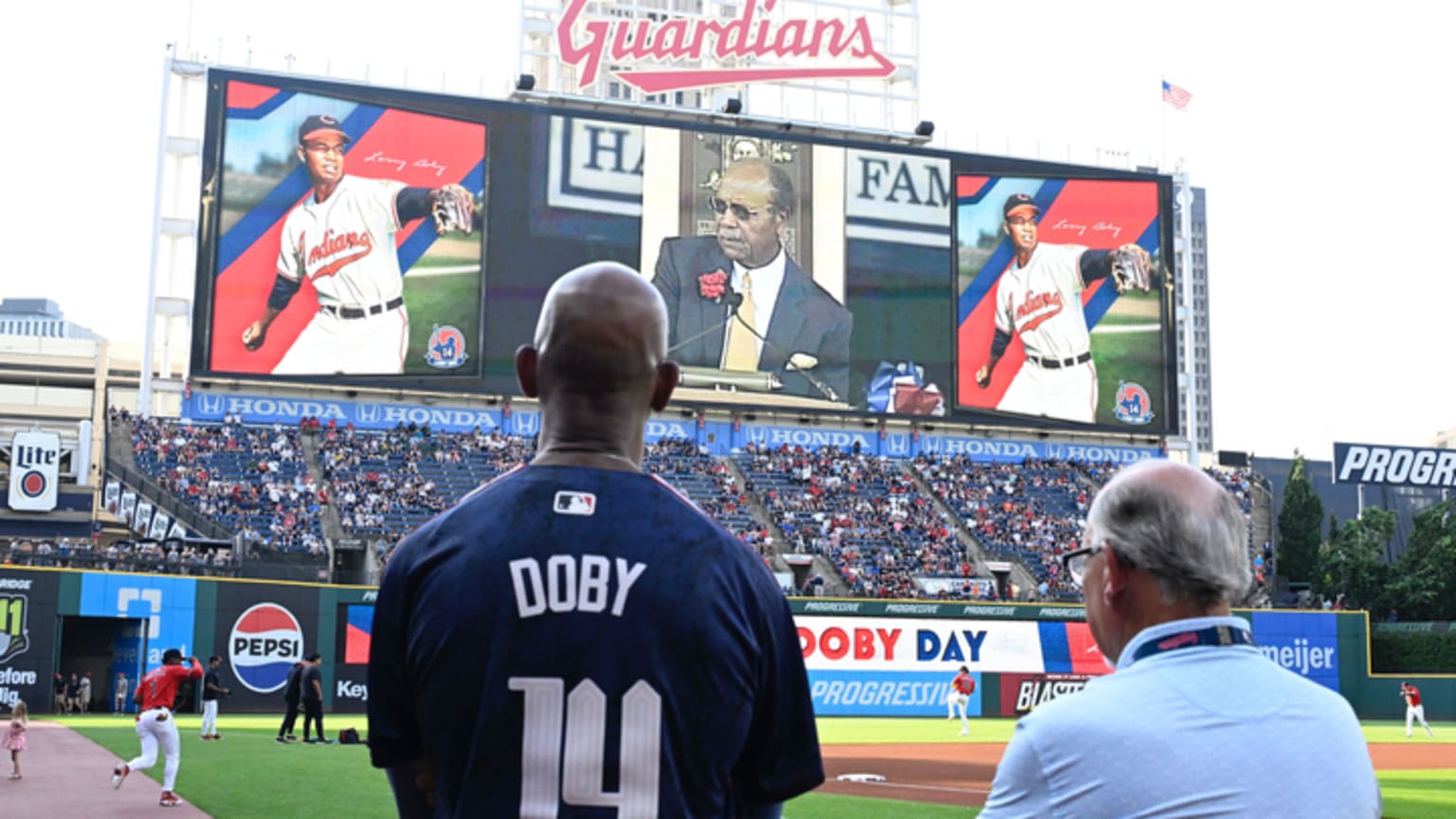 Larry Doby Jr. throws out the first pitch | 07/05/2025 | MLB.com