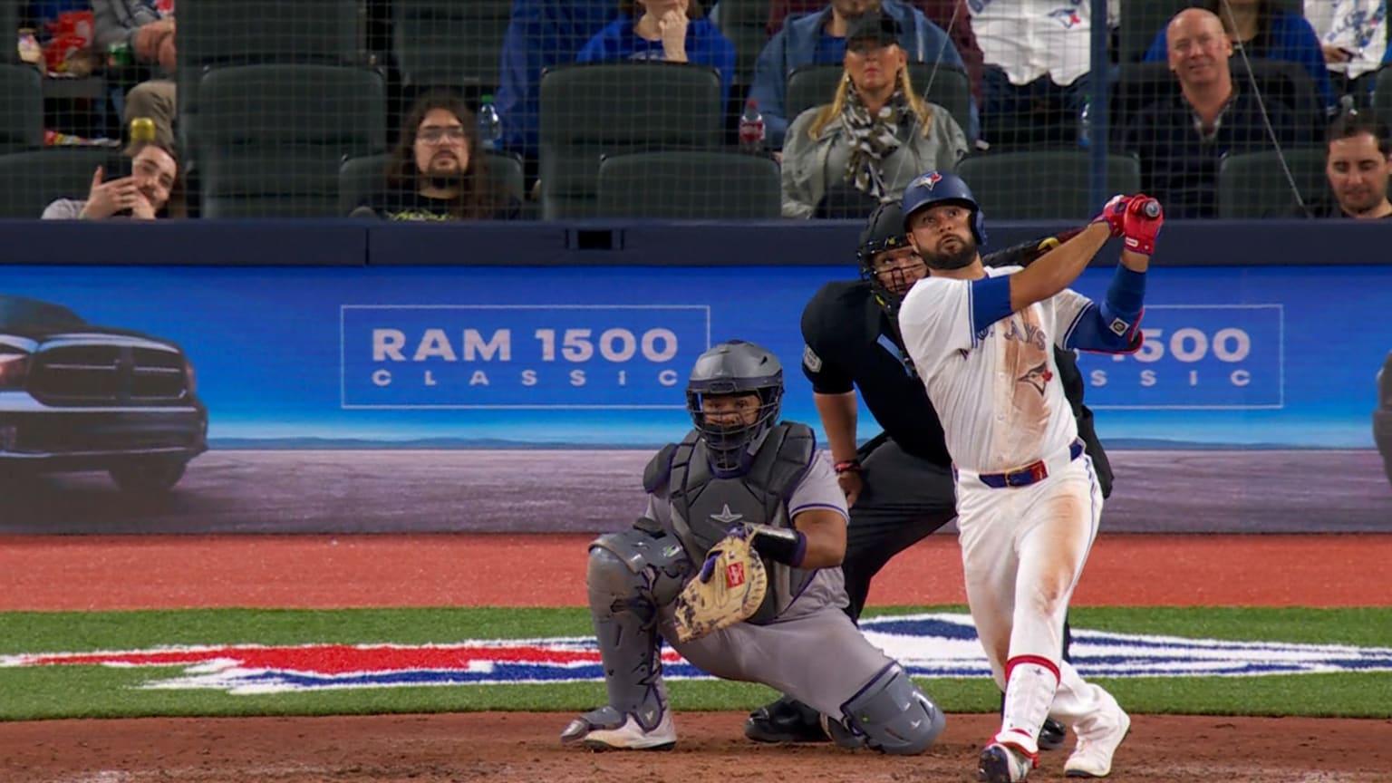 Isiah Kiner-Falefa's first Blue Jays home run | 04/12/2024 | Toronto Blue Jays