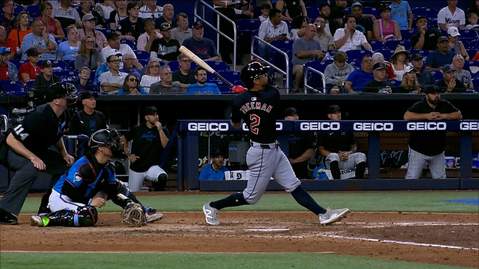 Tyler Freeman pega HR de tres carreras en la 7ma | 09/06/2024 | Los ...