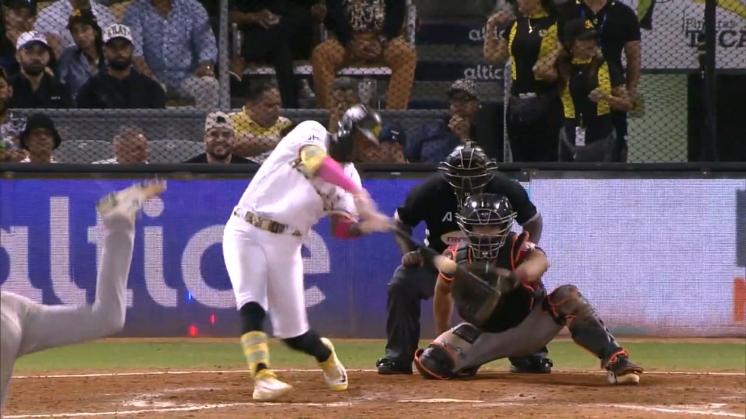 Geraldo Perdomo pega sencillo | 16/01/2026 | Los D-Backs de Arizona