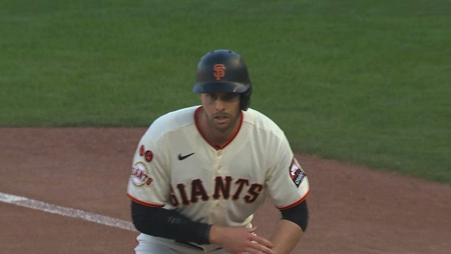 Austin Slater hits an RBI single to center field | 08/27/2023 | San ...