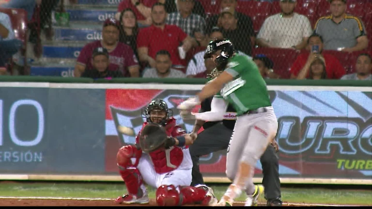 Fernando Tatis Jr. hits go-ahead homer for Estrellas | 01/02/2024 | San Diego Padres