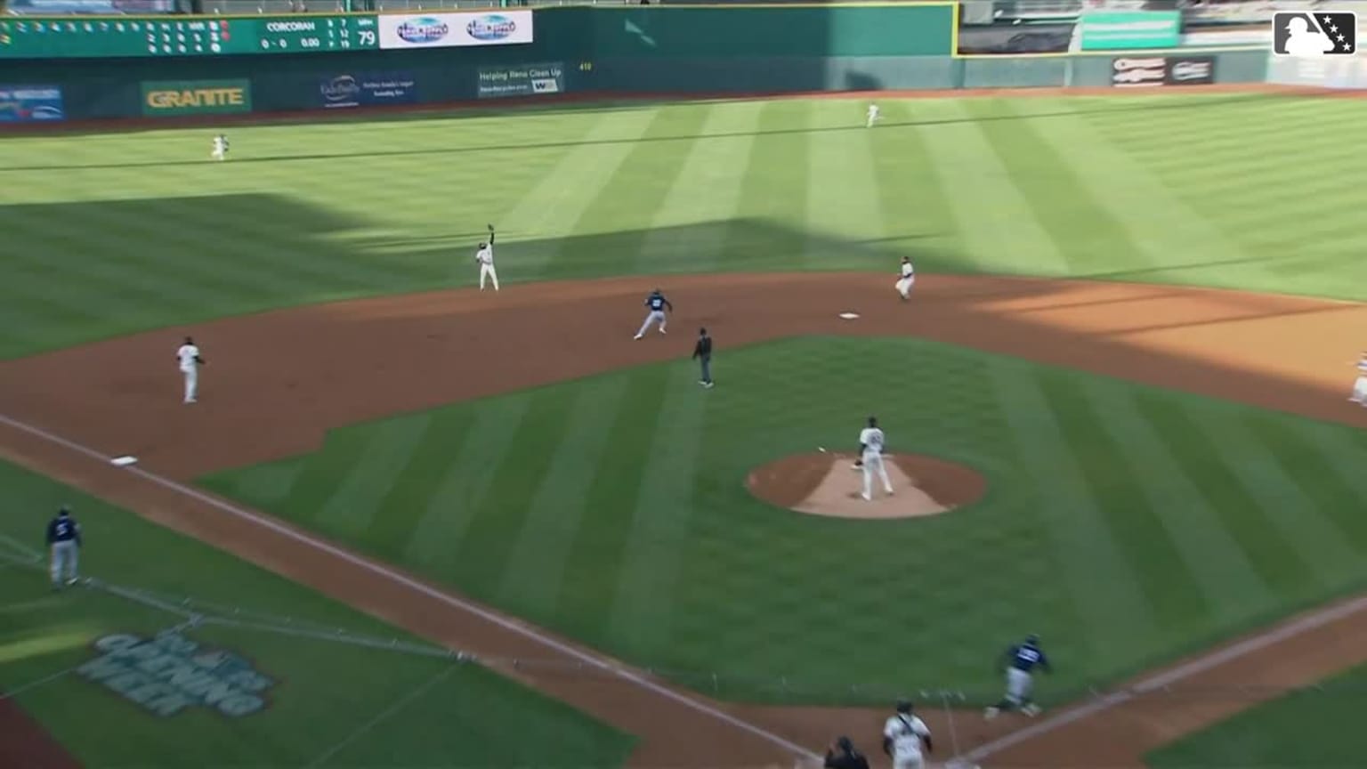 Jordan Lawlar starts double play with leaping grab | 04/02/2025 | MLB.com