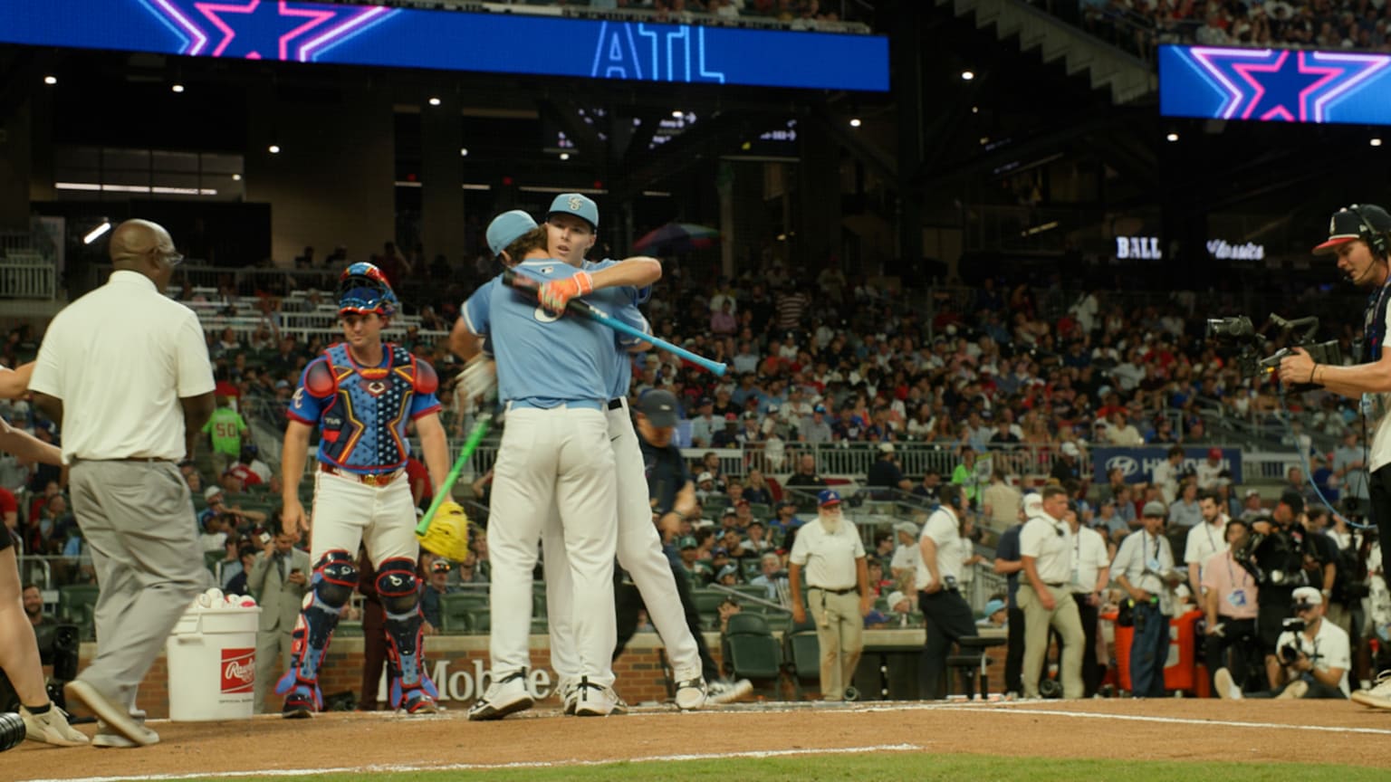 Beau Peterson wins the High School Home Run Derby | 07/15/2025 | MLB.com