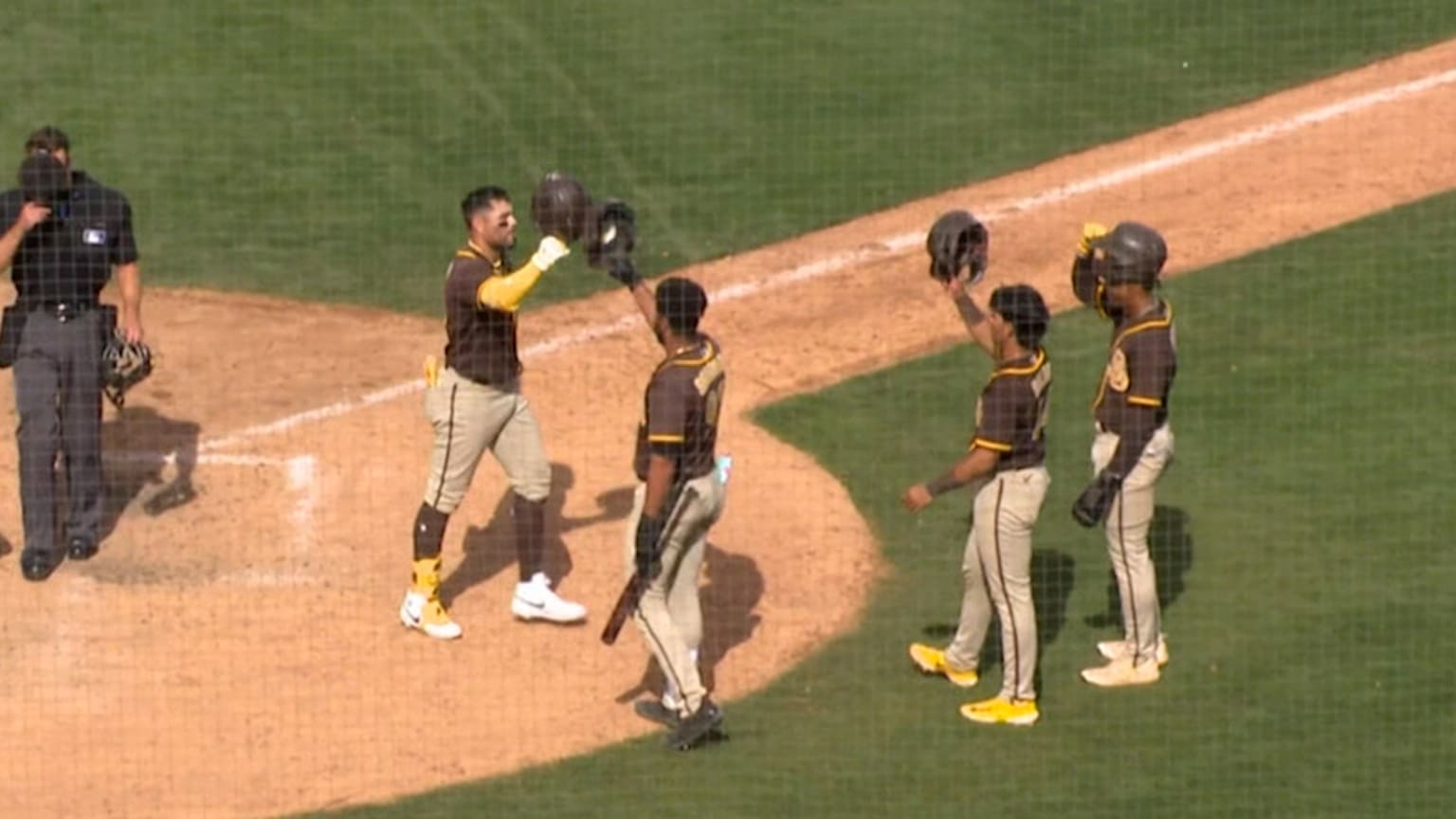 Tirso Ornelas adelanta a los Padres con jonrón | 23/03/2024 | Los ...