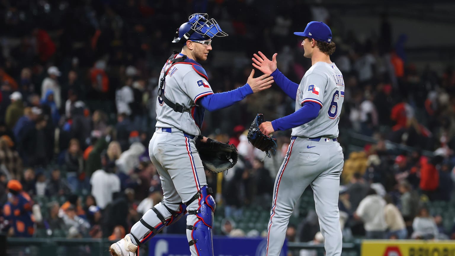 Jacob Latz secures Rangers' 5-4 victory | 05/01/2026 | Texas Rangers