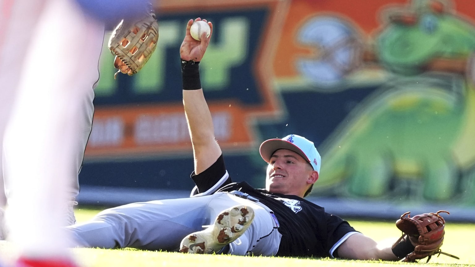 Colson Montgomery's amazing catch in debut | 07/04/2025 | Chicago White Sox
