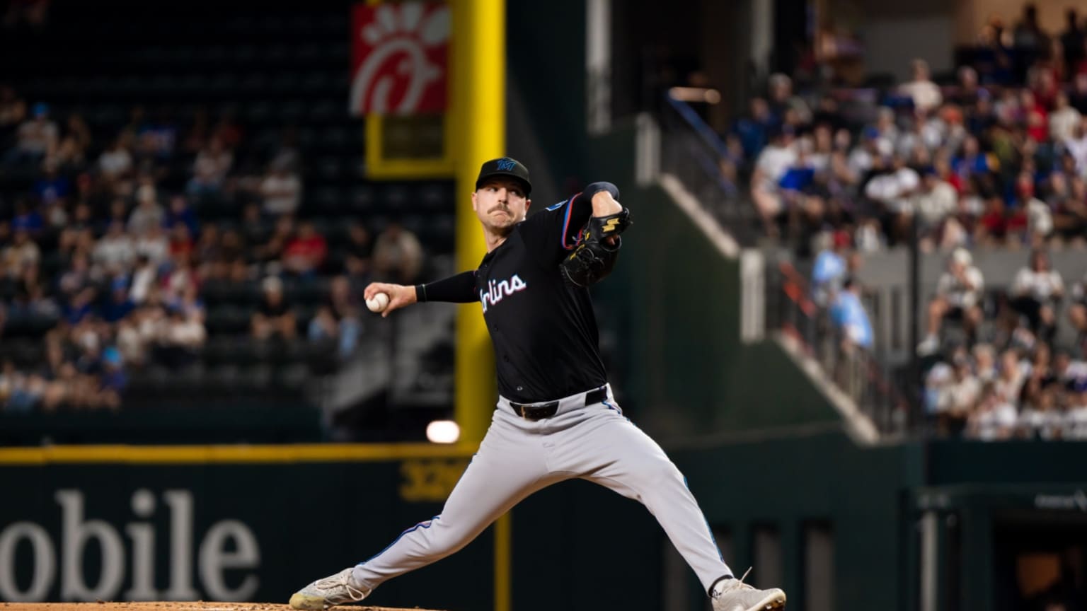Janson Junk freezes Josh Smith | 09/19/2025 | MLB.com