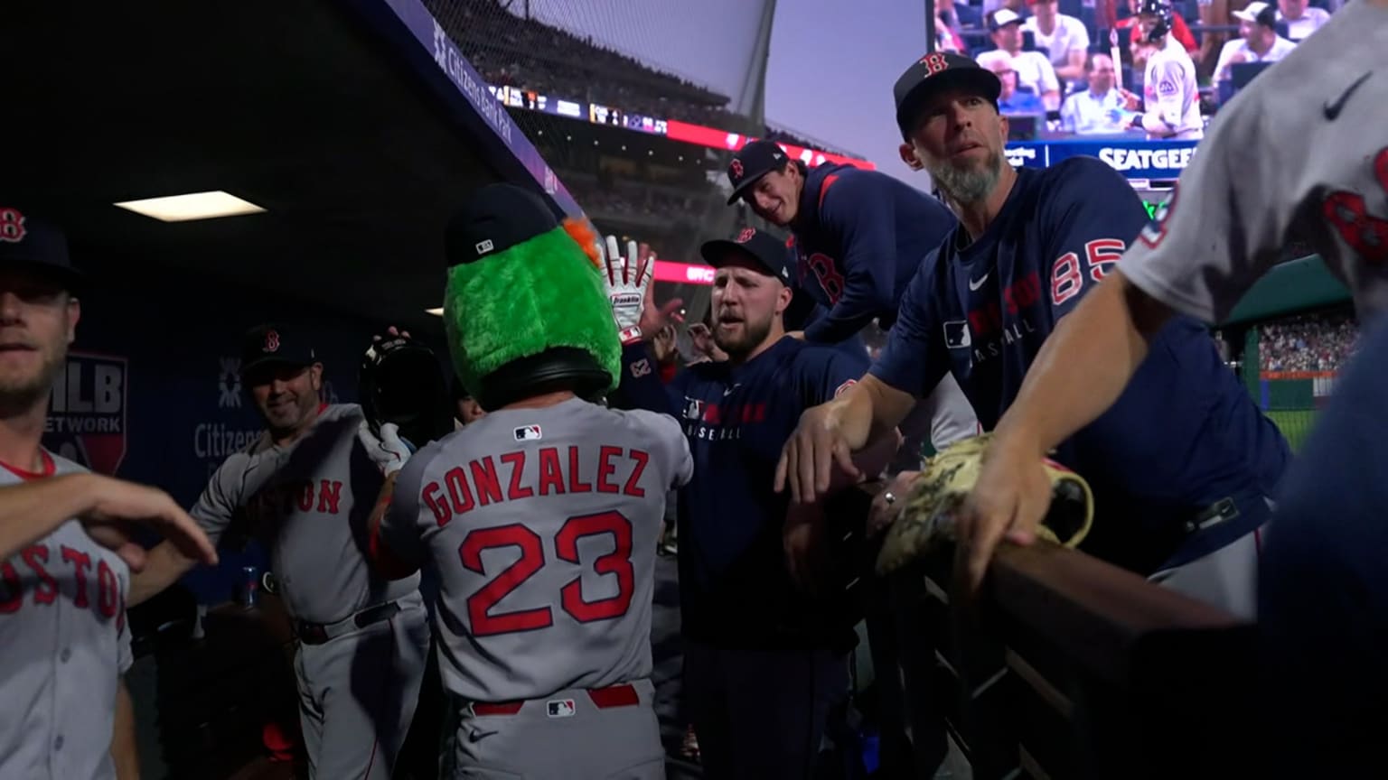Romy Gonzalez hits a grand slam (6) | 07/23/2025 | MLB.com
