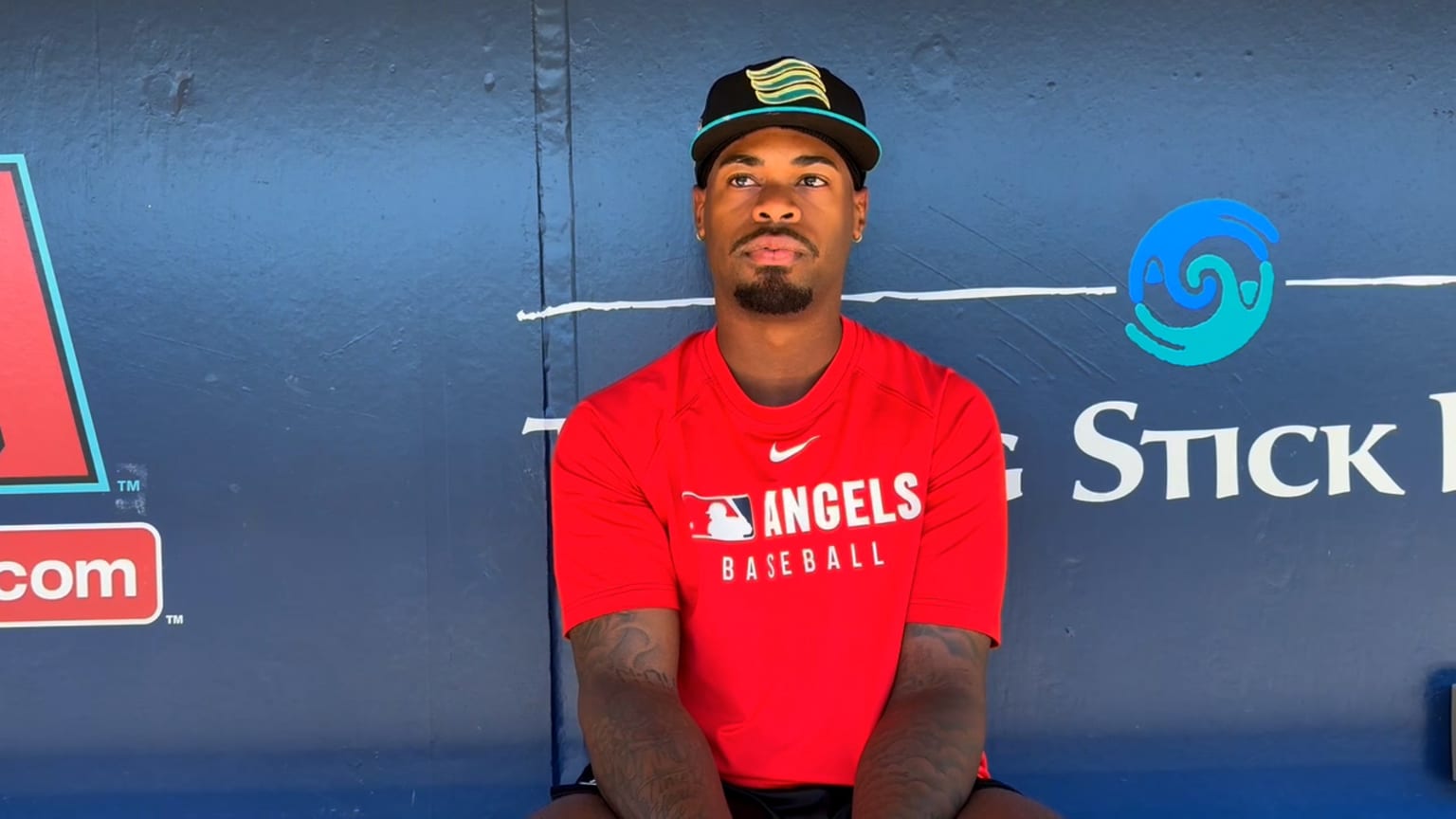 Najer Victor on pitching repertoire, more | 10/17/2025 | MLB.com