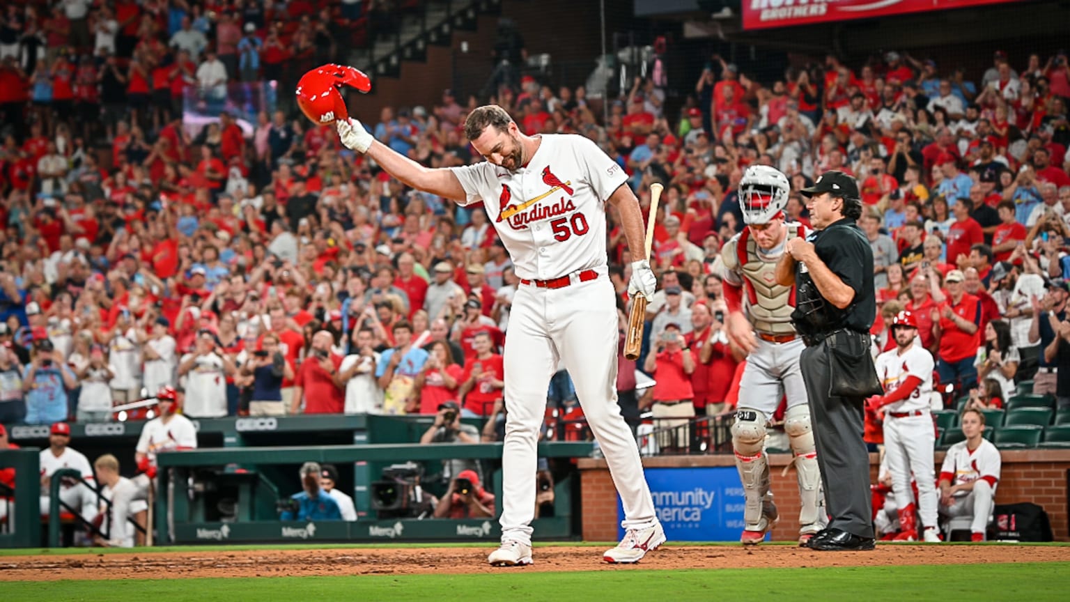 Wainwright steps up to the plate in final weekend | 09/29/2023 | MLB.com